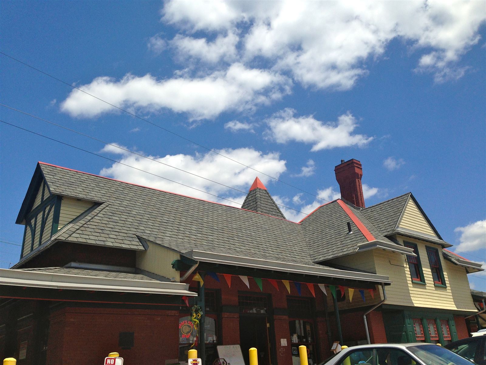 Locations Hub - Wayne Train Station