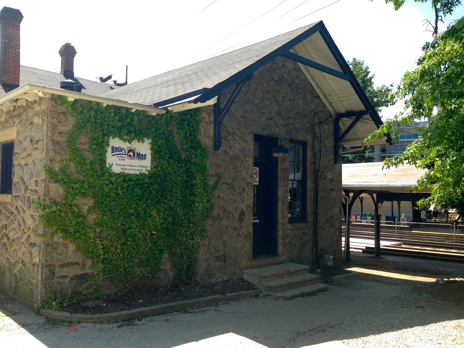 Locations Hub - Villanova Train Station