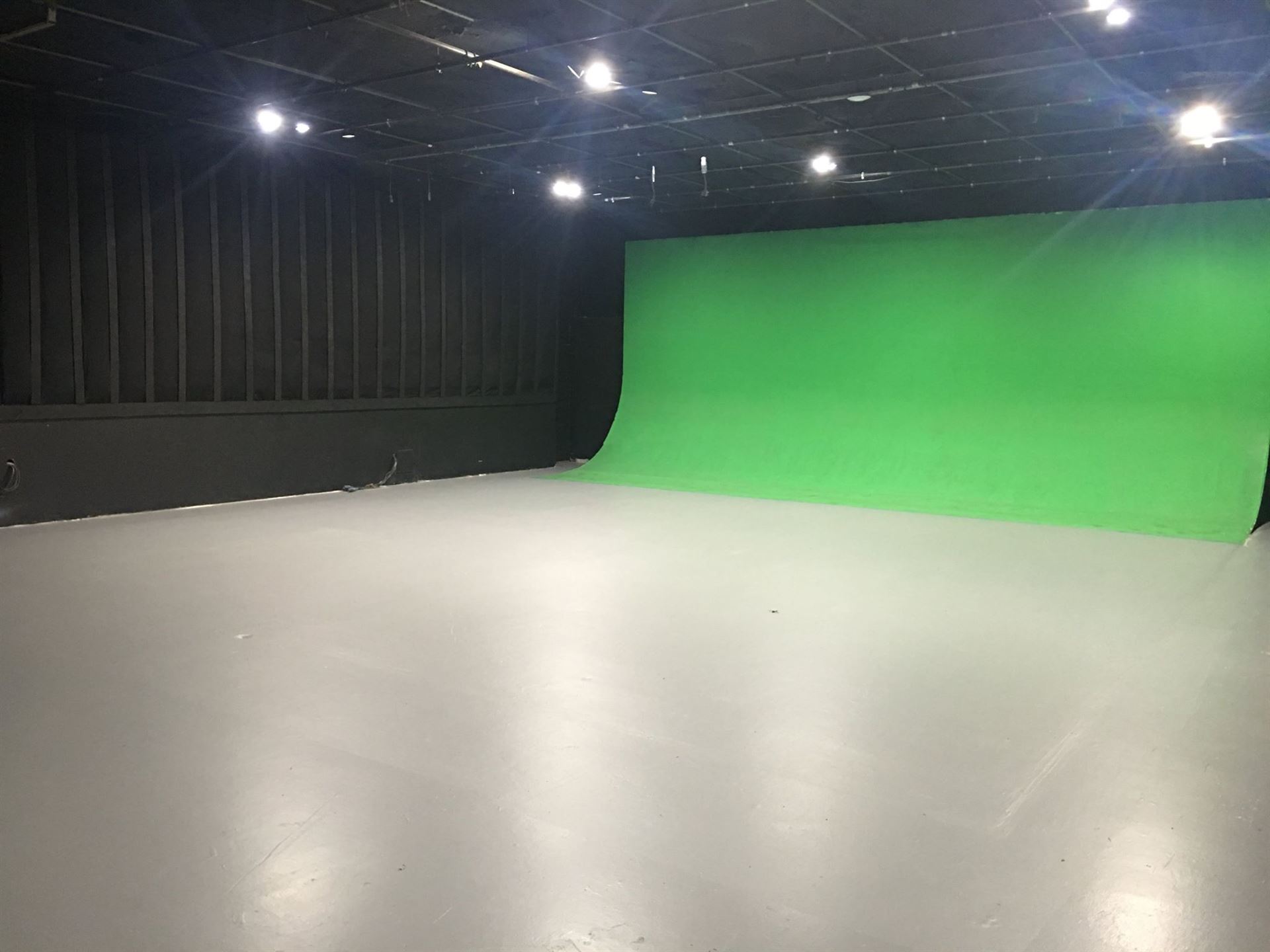 Locations Hub - Creative Media Studios